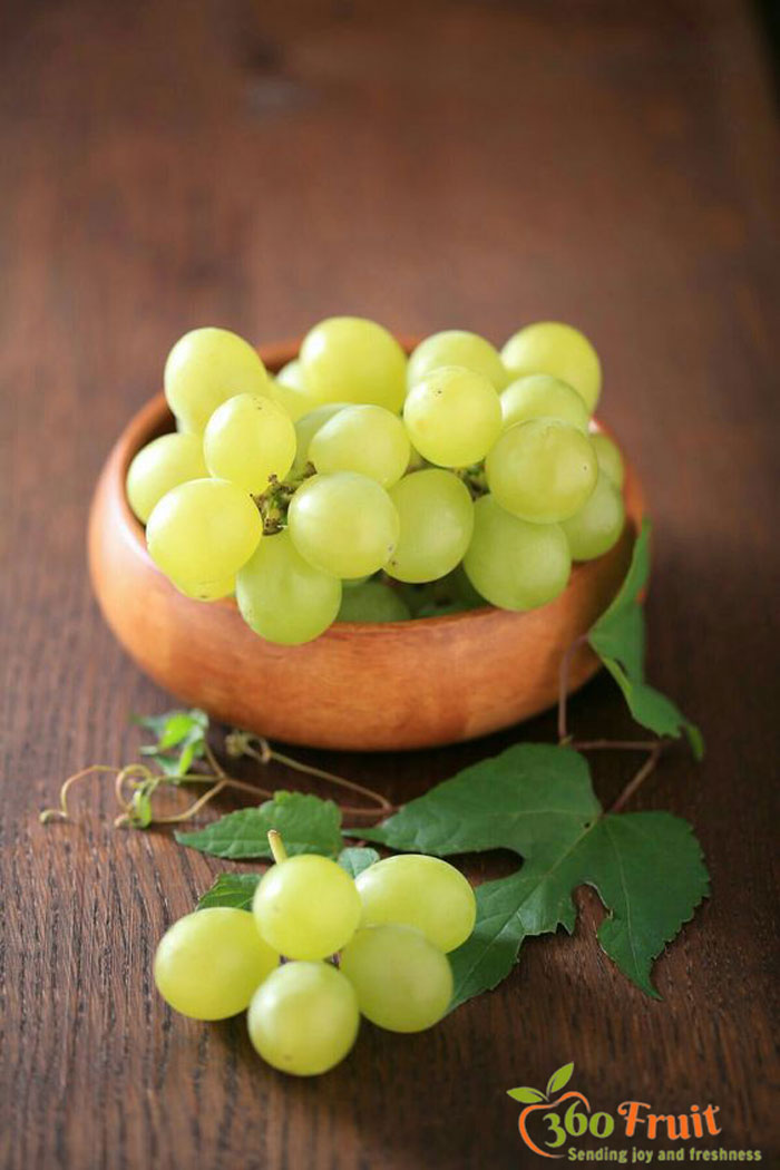 Giỏ trái cây quà tặng: Tất tần tật về nho xanh Peru